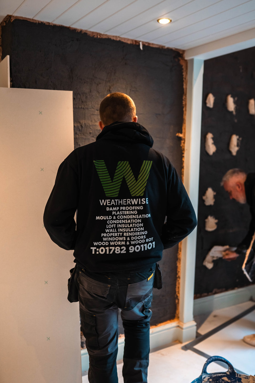 Diagnosing Damp in the UK | Weather Wise Solutions